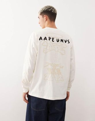 Aape By A Bathing Ape Aape By A Bathing Ape - T-shirt coupe carrée à manches longues avec motifs imprimés - Blanc cassé