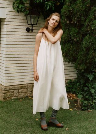 Mango Robe fluide avec d&eacute;tail bretelles blanc - Femme - XS - MANGO
