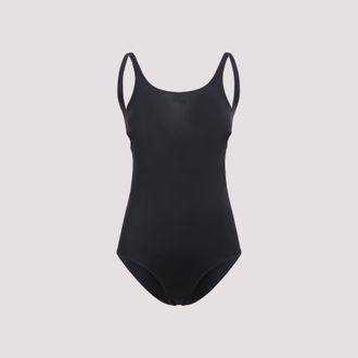 Courr&egrave;ges Courr&egrave;ges d&eacute;coup&eacute; une pi&egrave;ce