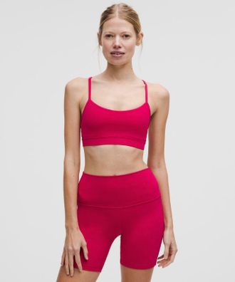 lululemon Flow Y BH Nulu Leichter Halt A/C-Cups f&uuml;r Frauen - Gr&ouml;&szlig;e 2 in Pink Dragonfruit