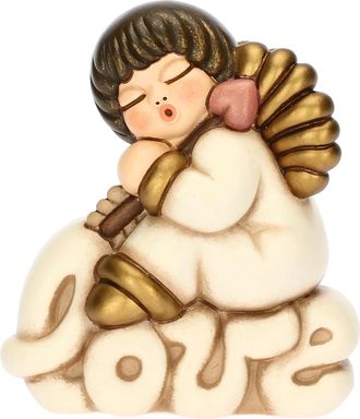 Thun Engel Liebe auf Schriftzug Love aus Keramik handdekoriert, mittlere Version, Linie Angel Love, 9,7 x 5,8 x 10,9 cm H