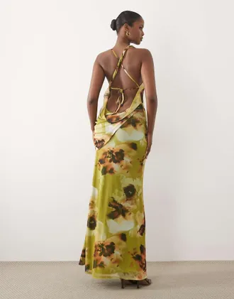 Asos Robe longue pr&egrave;s du corps dos nu &agrave; fleurs avec d&eacute;tails drap&eacute;s - Vert-multicolore