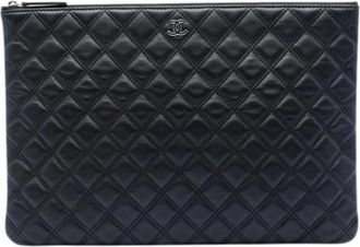 Chanel Pre-owned Sac bandouli&egrave;re matelass&eacute; en agneau - Femme - Pre-owned - Noir - Taille: ONE Size