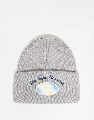 Aape By A Bathing Ape Strickm&uuml;tze in Wei&szlig; mit Logo-Aufn&auml;her