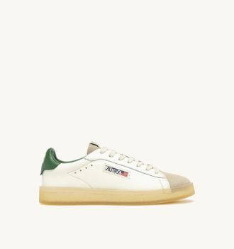 Autry BASKETS DALLAS LOW EN CUIR ET DAIM MARSHMALLOW COMFREY ET SAND