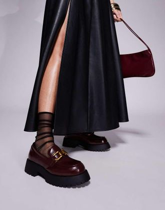 River Island Halbschuhe in Burgunderrot mit dicker Sohle