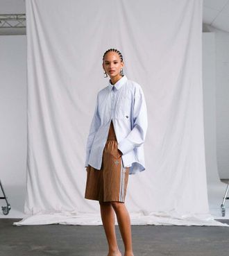 adidas Originals x ASOS - Short de sport long - Marron