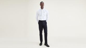 Dockers Signature Iron Free Khakis, Slim Fit with Stain Defender