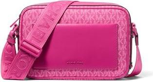 Michael Kors LG EW PCKT XBODY WILD BERRY