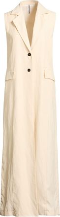 Liviana Conti JACKEN & M&Auml;NTEL - Jacken, M&auml;ntel & Trenchcoats auf YOOX.COM