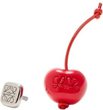 Loewe Broche cerise Anagram