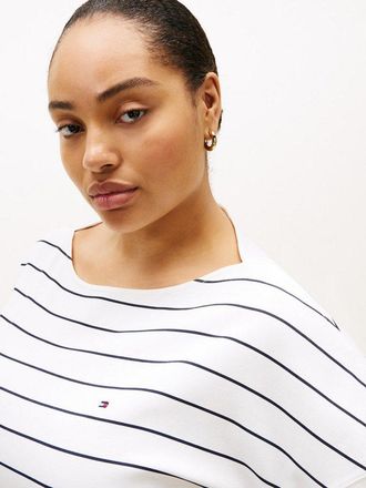 Tommy Hilfiger Kurzarmshirt CRV MDRN CODY CAP SLV C-NK TEE in gro&szlig;en Gr&ouml;&szlig;en