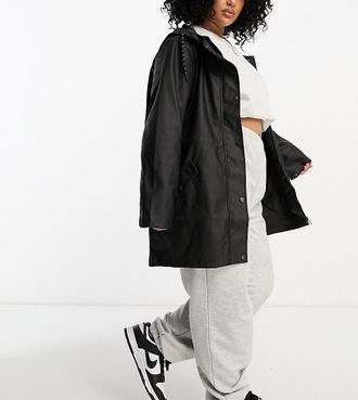 Vero Moda Curve Veste &agrave; capuche imperm&eacute;able caoutchout&eacute;e - Noir