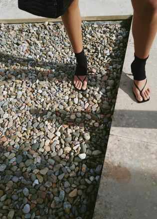 Mango Sandales &agrave; lani&egrave;res et talon noir - Femme - 35 - MANGO