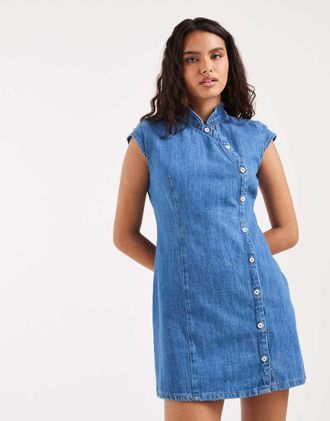 Asos Robe courte en jean &agrave; col mao - Bleu
