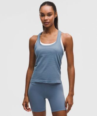 lululemon Swiftly Tech Tanktop mit Racerback 2.0 Taillenl&auml;nge f&uuml;r Frauen - Gr&ouml;&szlig;e 10 in Steel Blue