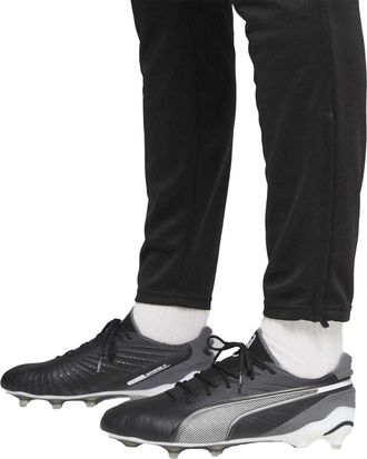 Puma King Ultimate Fu&szlig;ballschuhe mit festem Boden f&uuml;r Herren (Schwarz)