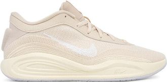 Nike Basketballschuhe G. T. Hustle Academy FJ7791 103 Beige