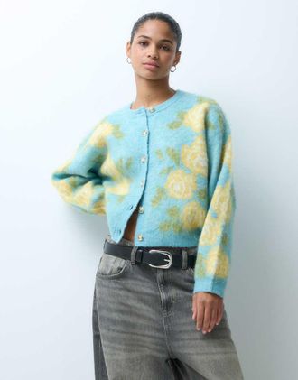 Miss Selfridge cardigan en maille gratt&eacute;e &agrave; fleurs col rond en turquoise-Bleu
