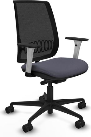 Piqueras y Crespo Stuhl aus grauem Netzgewebe mit wei&szlig;en und schwarzen Armlehnen, h&ouml;henverstellbare Lendenwirbelst&uuml;tze. Ausgestattet mit Syncro/Traslack und injiziertem