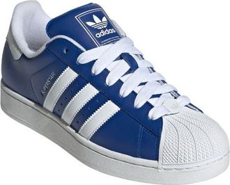 How do Adidas shoes fit? Here's a complete size guide | Stylight