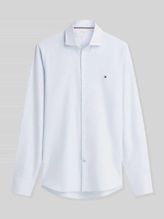 Tommy Hilfiger Regular Fit Businesshemd mit abgerundetem Saum