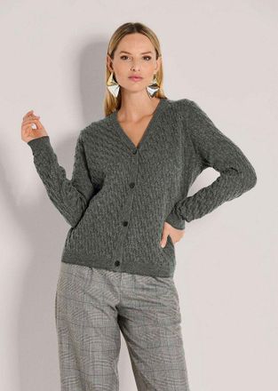 Madeleine Strickjacke Stilvolle Maschenjacke mit Zopfmuster Strickjacke mit V-Ausschnitt, Knopfleiste und Langarm