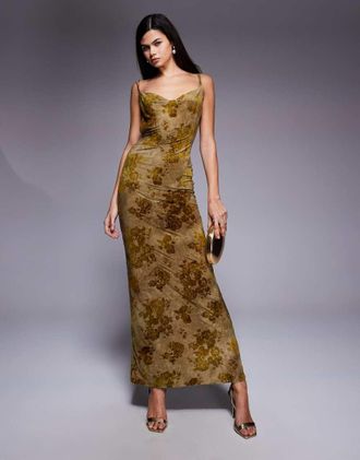 Tiger Mist Sparrow - Robe longue en tissu dévoré avec détail en perles dans le dos et col bénitier - Vert