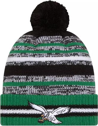 New Era Philadelphia Eagles Sideline Sport gr&uuml;n gestreifte Fu&szlig;ball-Strickm&uuml;tze mit Bommel - NFL Cheer Cuff Strickm&uuml;tze