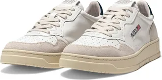 Autry Medialist Low Sneaker - Off-white