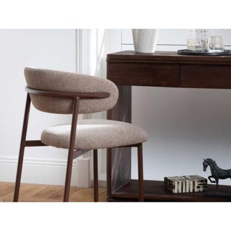 Amadeus Chaise Curve - Amadeus