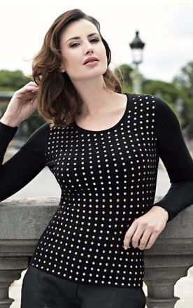 Passioni Strickpullover mit Nieten vorne und Rundhalsausschnitt