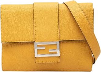 Fendi Pre-owned Sac seau moyen en cuir Flat Bucket - Femme - Pre-owned - Jaune - Taille: ONE Size