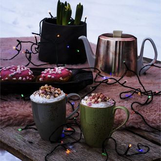 Hellum Lichterkette Batterie (4x AA, nicht inkl.), Lichterkette au&szlig;en 100 LED mit Timer, beleuchtete L&auml;nge 9,90m, Lichtfarbe wechselbar warmwei&szlig; und bunt, Te