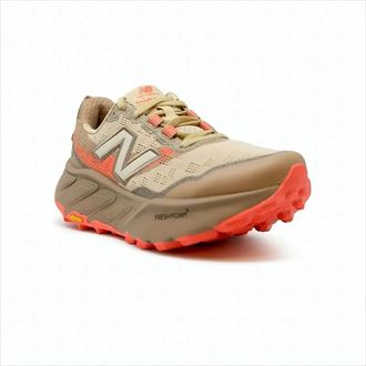 New Balance Low-Top Sneaker - Wthierv9 Fresh Foam Desert Clay Synthetic Sneaker - Gr. 6_5 - in Wei&szlig; - f&uuml;r Damen
