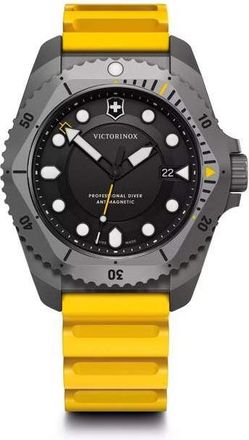 Victorinox by Swiss Army Dive Pro Quartz Three hands Titanium Herrenuhr 241992