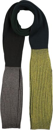 Homme Pliss&eacute; Issey Miyake ACCESSOIRES - Schals auf YOOX.COM