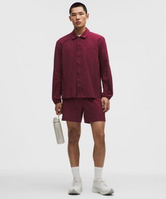 lululemon Pace Breaker Shorts mit Liner f&uuml;r M&auml;nner - 13 cm - Gr&ouml;&szlig;e 2XL in Burgundy Bay