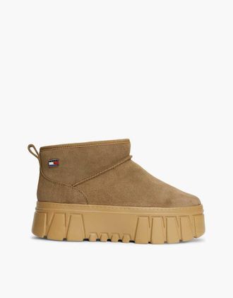 Tommy Jeans Stiefeletten aus Wildleder mit warmer F&uuml;tterung und Plateau in warmem Khaki-Braun