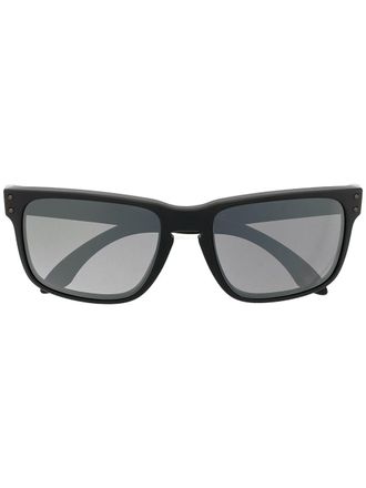 Oakley lunettes de soleil &agrave; monture carr&eacute;e - Noir