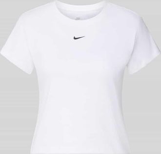 Nike Cropped T-Shirt in Ripp-Optik mit Logo