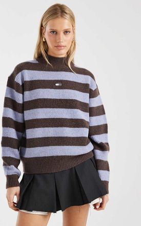 Tommy Jeans Gestreifter Pullover in Flieder und Braun mit Stehkragen-Brown