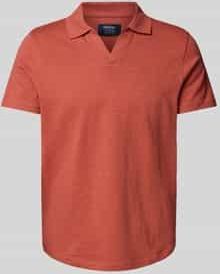 Mc Neal Poloshirt mit V-Ausschnitt