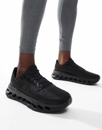On Cloudtilt - All-Day-Sneaker in Dreifach-Schwarz