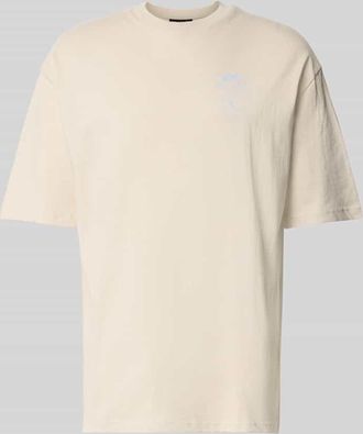 Pegador Oversized T-Shirt mit r&uuml;ckseitigem Print Modell Pedroche