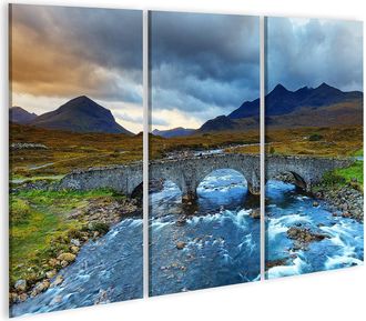 Islandburner Bild auf Leinwand Sligachan Glen Marsco Berg Skye Inner Hebriden In Highlands Schottland Bilder Wandbilder Poster