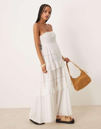 Asos Robe bandeau longue à nervures et volants en dentelle - Blanc