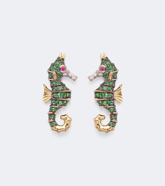 Yvonne L&eacute;on Yvonne L&eacute;on Ohrringe Hippocampe aus 18kt Gelbgold mit Edelsteinen
