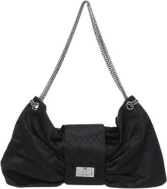 Chanel Sac bandouli&egrave;re en satin Pre-owned - Femme - Pre-owned - Noir - Taille: ONE Size