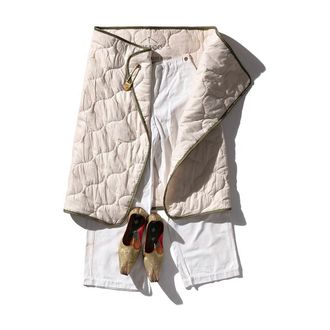 Puebco Vintage quilted blanket in olive parachute thread